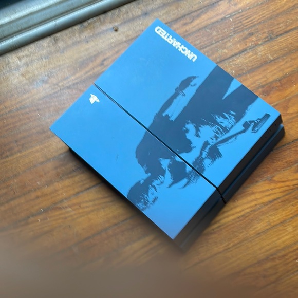 Other | Uncharted Version On 1st Gen Ps4 Comes In With Hdmi Cable And ...